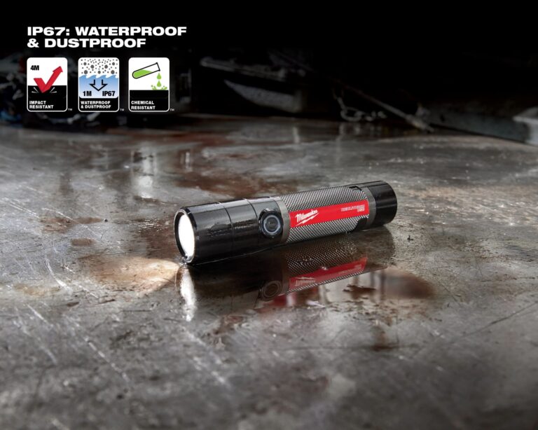 Linterna recargable USB 800 lùmenes de salida 2160-21 Milwaukee ...