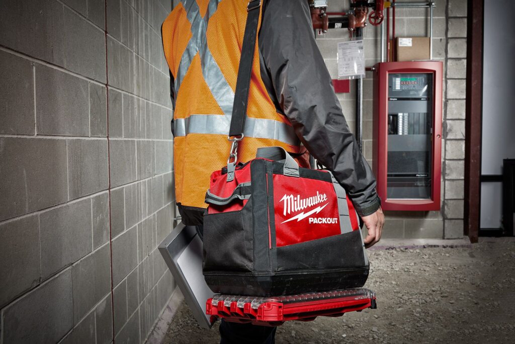 Bolsa de herramientas de 15″ Packout Milwaukee 48-22-8321 – Tienda ...